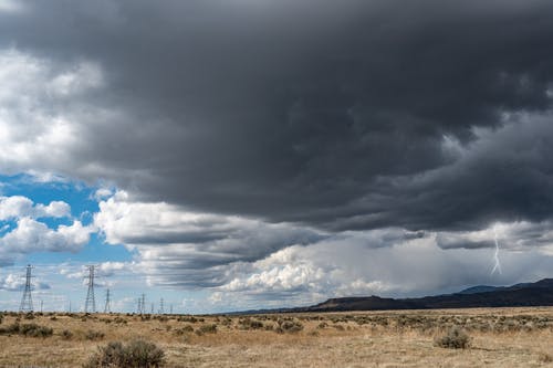 How Dry Lightning Causes Wildfires – Isaac's Science Blog